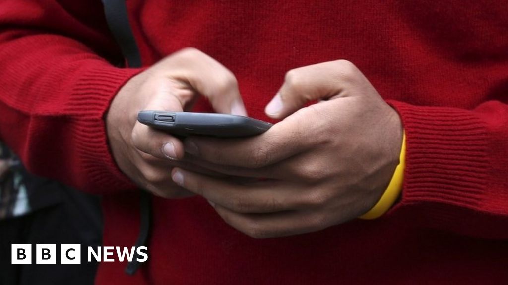 Lancashire fake police officer scam: Further warning to elderly