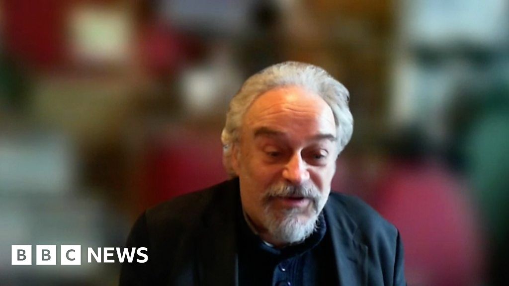 Jupiter: Professor says moons could accommodate life - BBC News