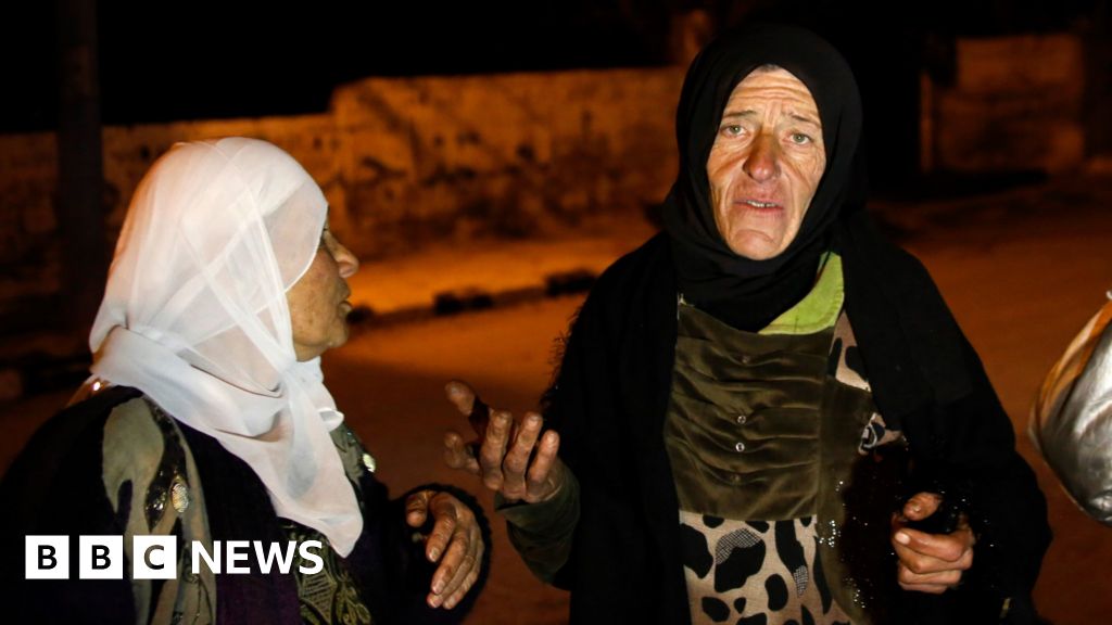 Madaya: 'Another 16 starve to death' in besieged Syrian town - BBC News