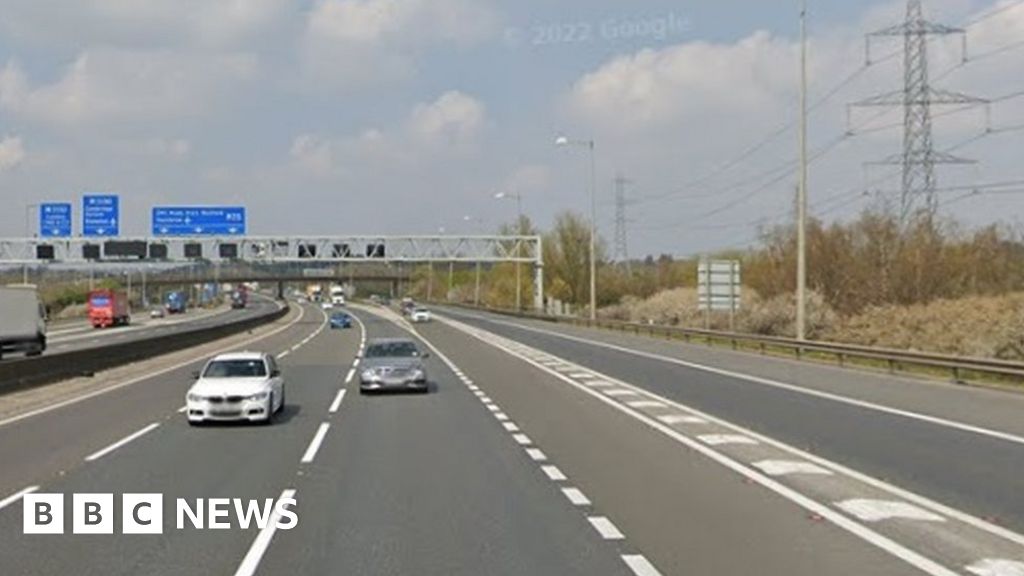 Woman Dies After Car Hits Central Reservation On M25 In Essex