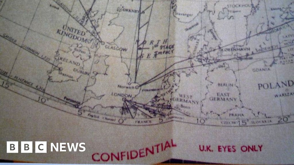 Brancaster surveyed as space age rocket launching site - BBC News