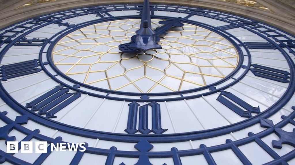 Big Ben: London's iconic landmark turns 160 years old - BBC News