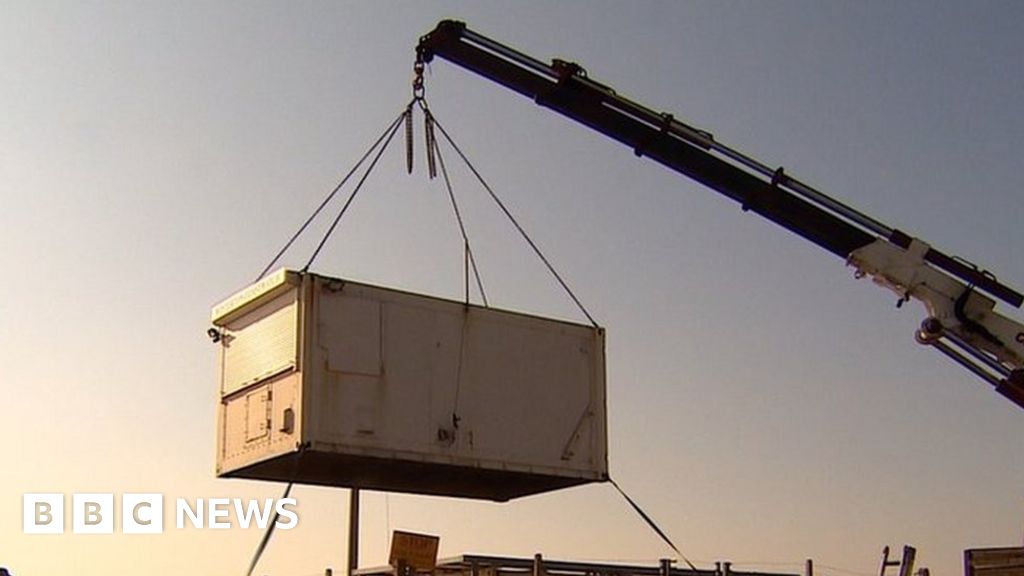 Winterton coastwatch tower dismantled due to erosion threat - BBC News