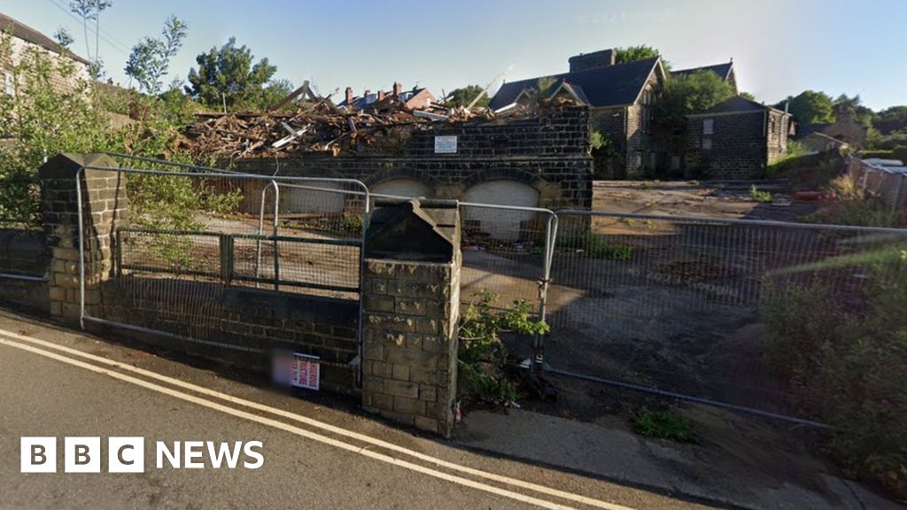 Plans for homes on former Grenoside school site rejected - BBC News