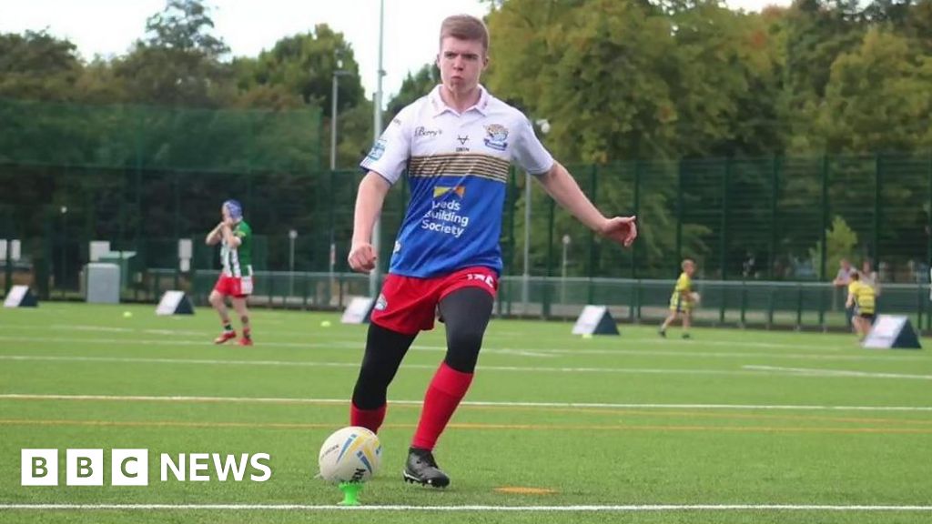 Disability sport: Moment first blind player kicks rugby league ...