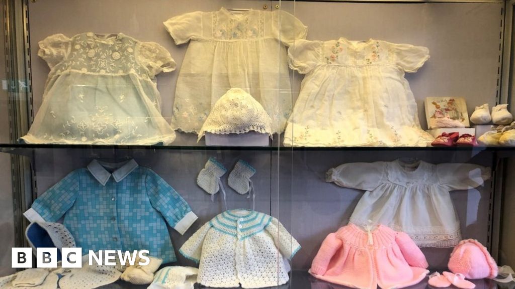 'Bringing up baby' explored in exhibition