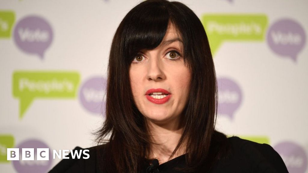 MPs Bridget Phillipson and Simon Fell miss Covid vote - BBC News