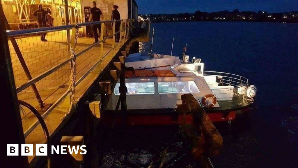 Hythe ferry pier crash caused by mechanical failure - BBC News