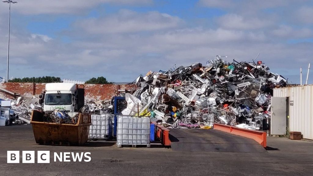 Middlesbrough scrap yard to close after losing planning appeal - BBC News