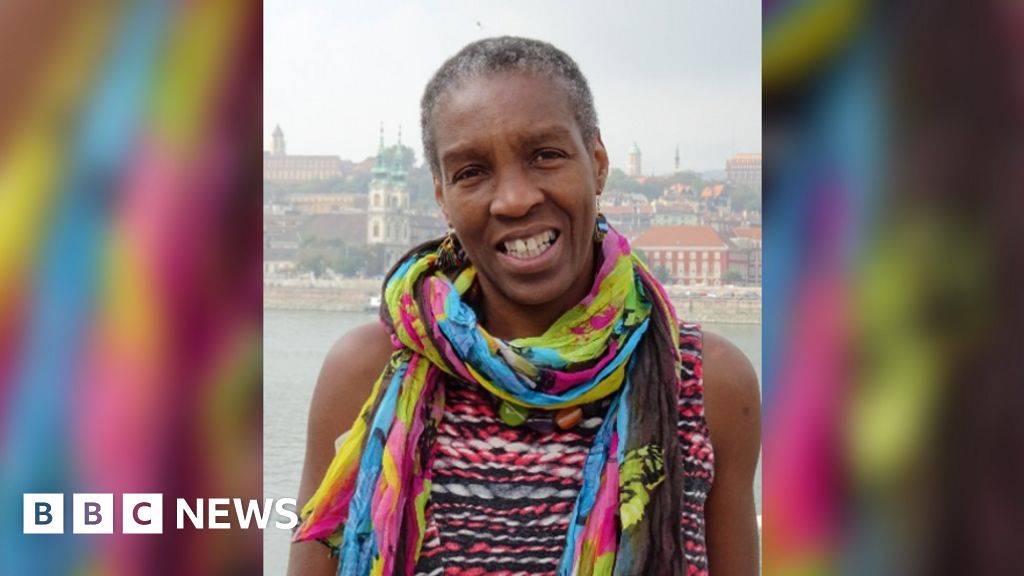 Bristol Windrush families 'so proud' of MBEs - BBC News