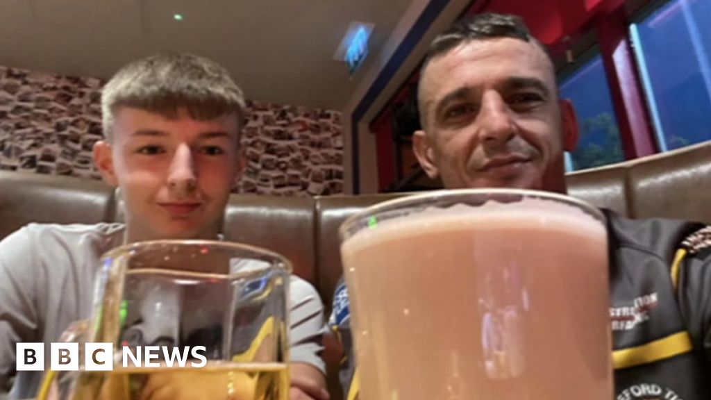 Father tells of devastation at death of teenager in River Calder - BBC News