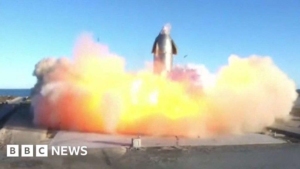 SpaceX prototype rocket explodes during test flight - BBC News