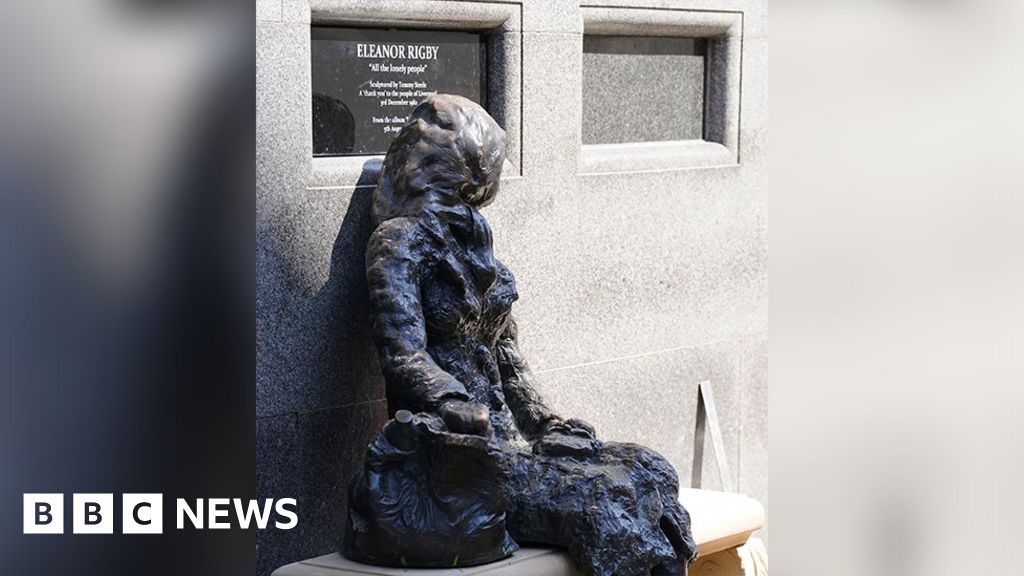 The Beatles: Liverpool Eleanor Rigby statue returns after repairs - BBC ...