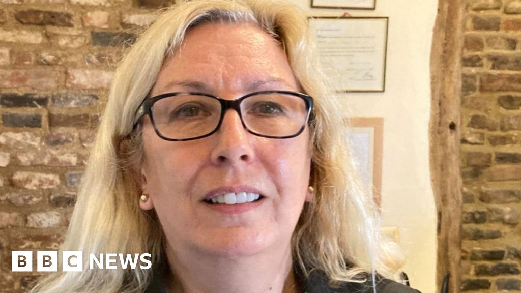 Norfolk court delays 'mean justice isn't being done' - BBC News