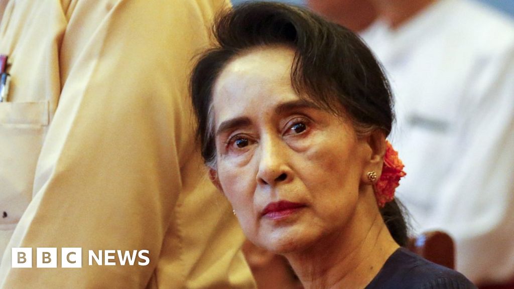 Former Myanmar military ruler Than Shwe 'supports new leader' - BBC News