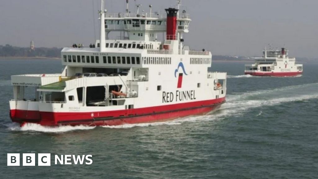 Red Funnel: Island ferry disruption continues over repairs - BBC News