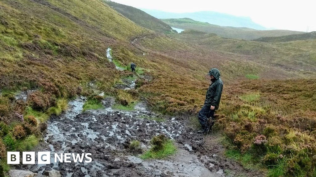 Improvements to historic Skye routes - BBC News