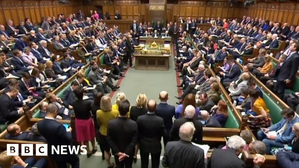 Brexit: MPs must 'agree' outcome, Labour says