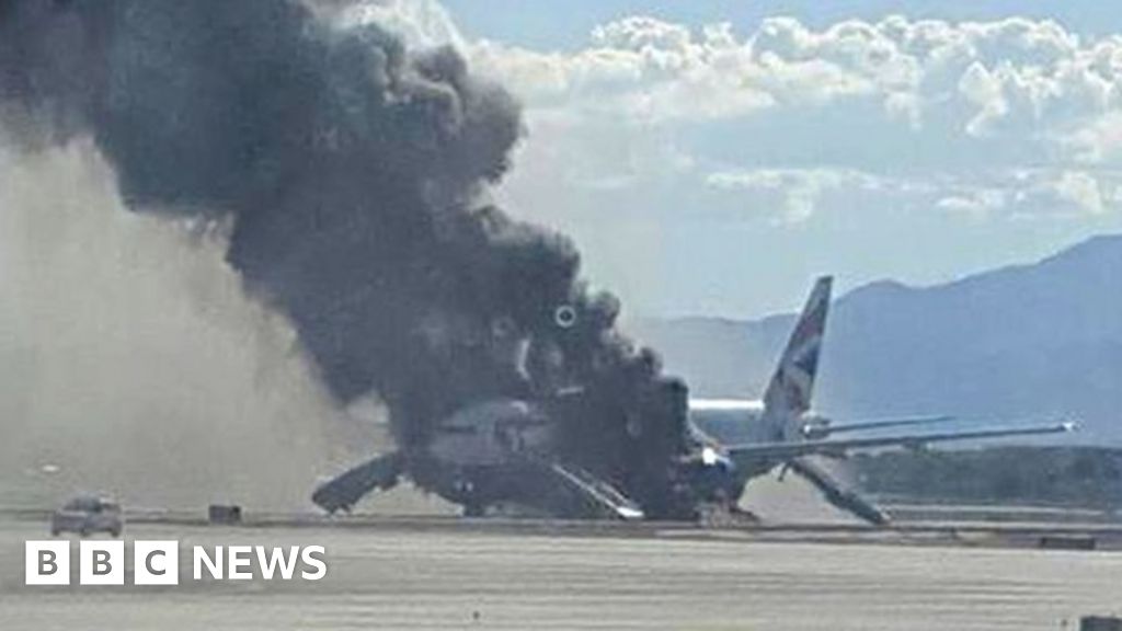 Passenger: 'It was terrifying' - BBC News