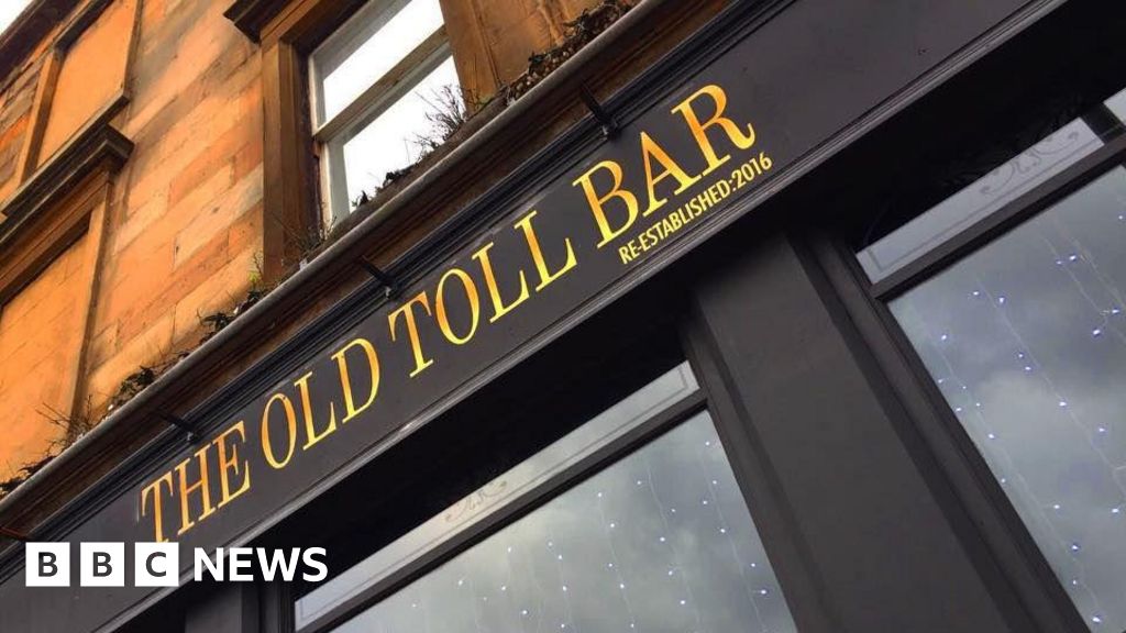 Payout for bar manager told she looked 'very Aryan'