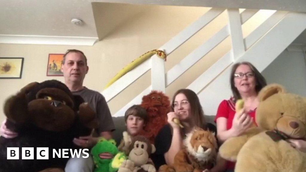 Coronavirus: Perfect Day video singalong for Roade school