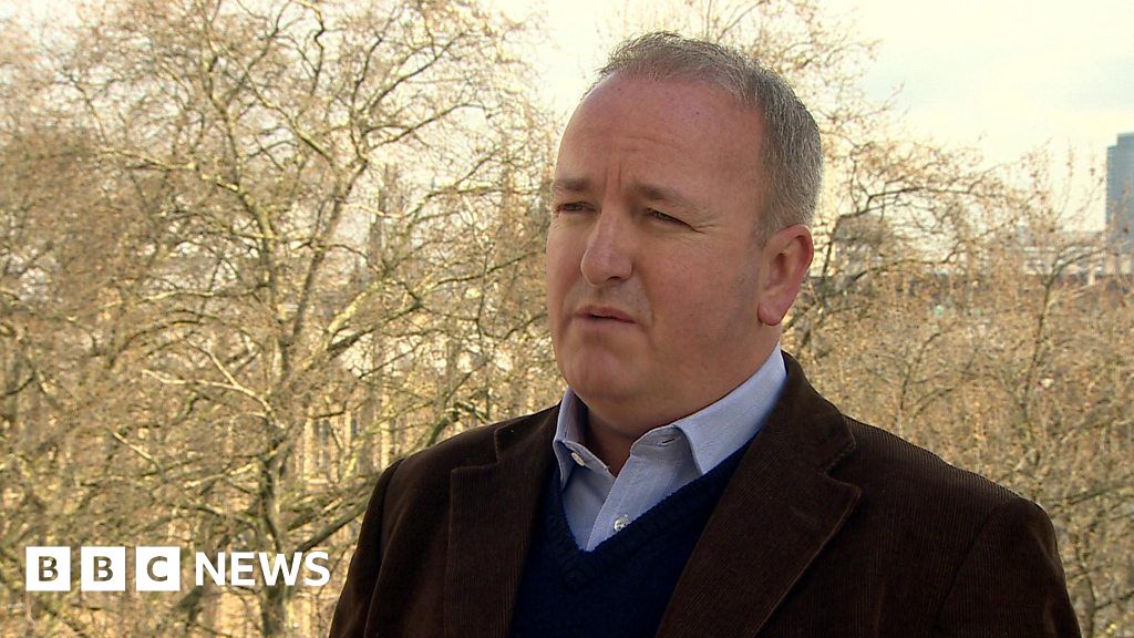 Conservative MP Mark Pritchard defends PM in tax row - BBC News