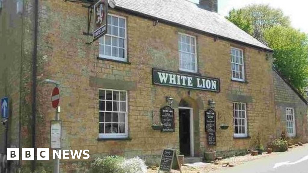 Broadwindsor pub saved by £30,000 village crowdfunding