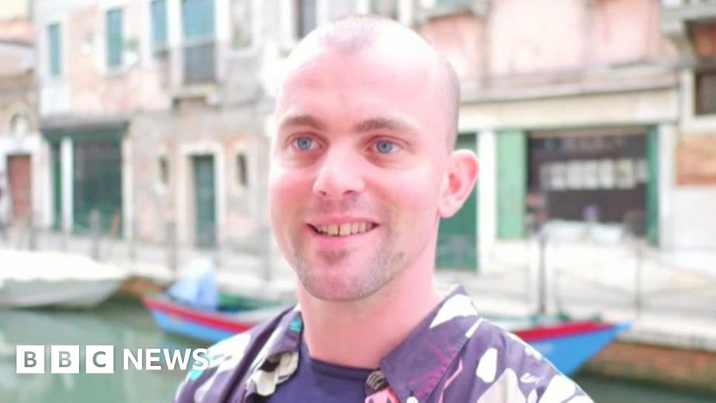 Venice Biennale 2017: James Richards' sound and vision - BBC News