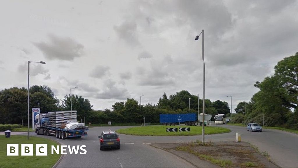 Kia driver dies in Carnforth roundabout bus crash - BBC News