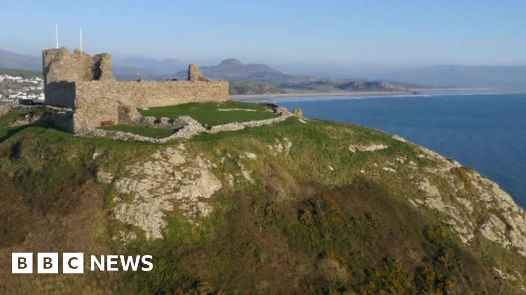 Interactive visitor centre opens at Criccieth Castle - BBC News