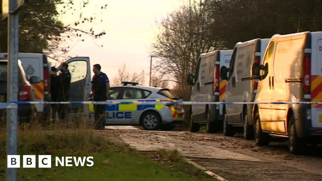 Metal Bridge cemetery grave 'disturbed' and 'damaged' - BBC News