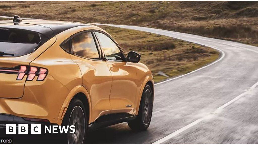 Ford launches hands-free driving on UK motorways