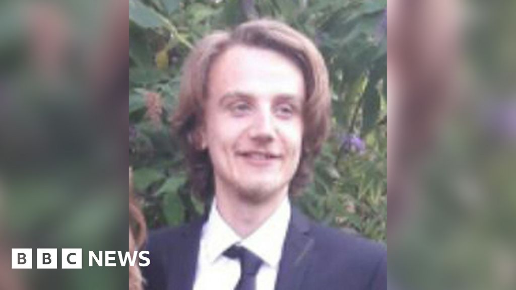 Hinchingbrooke Park murder trial: Man 'lured to wood and executed ...