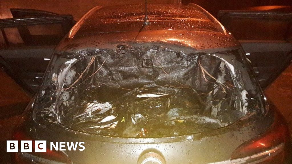 Police car set on fire in Kilkeel - BBC News