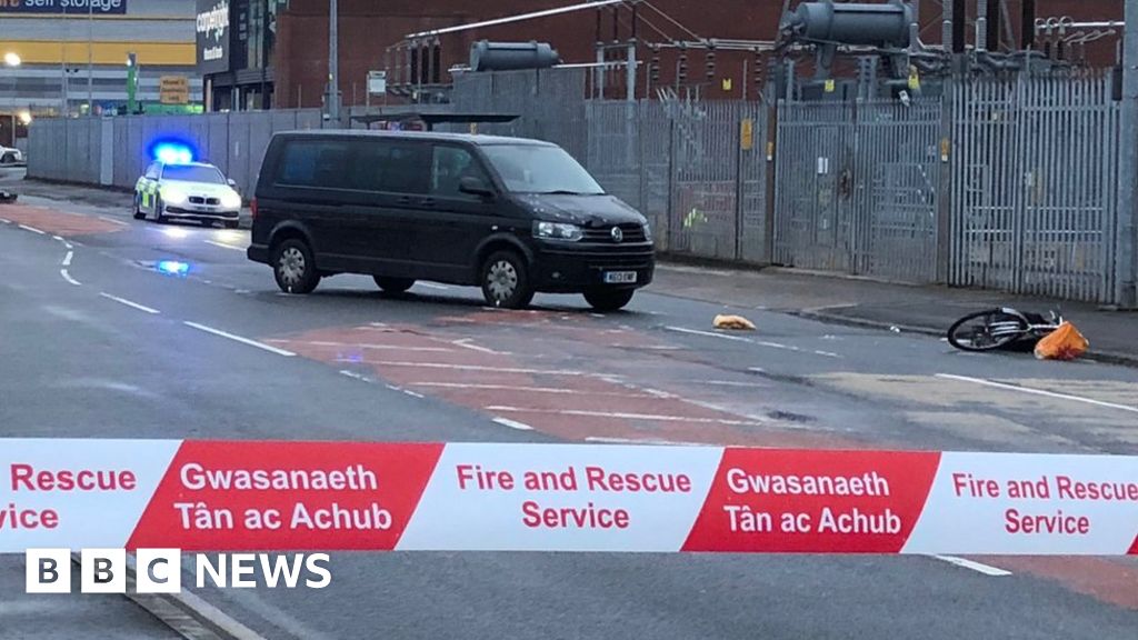 Cyclist, 71, dies after crash in Cardiff - BBC News
