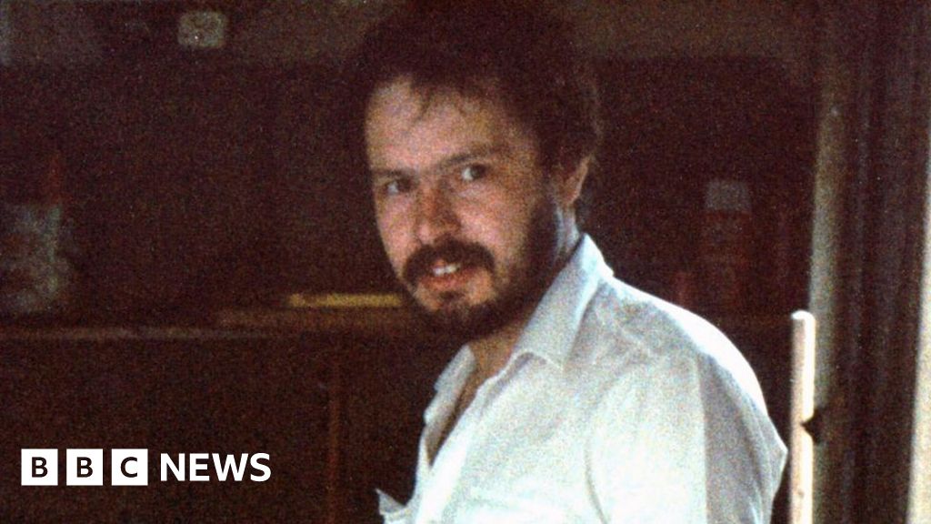 Daniel Morgan case: Ex-suspect denies corruption hindered police ...