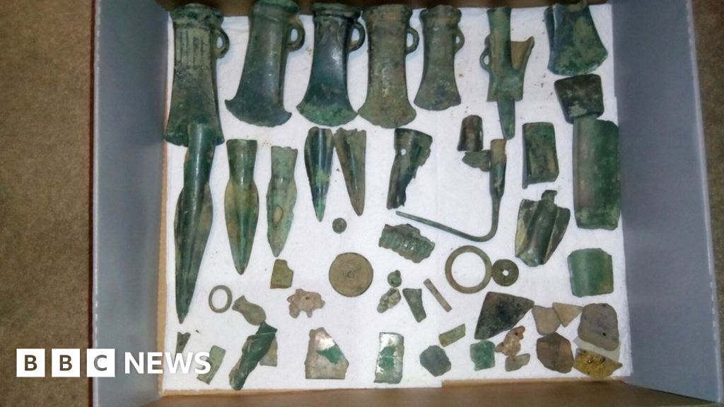 'Bouncing off wall' over Bronze Age hoard found in Norfolk