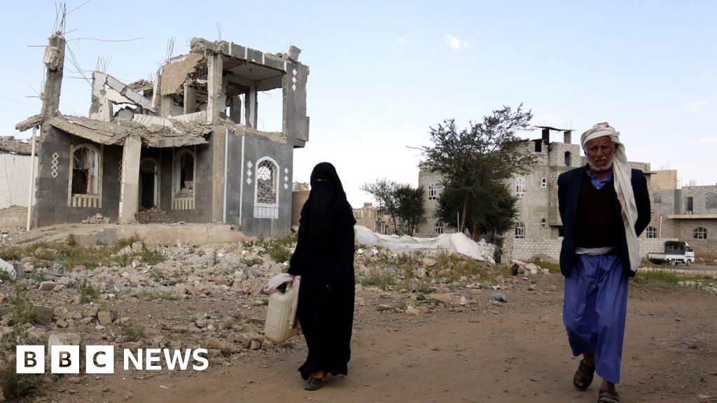 Saudi Arabia condemns US Senate 'interference' - BBC News