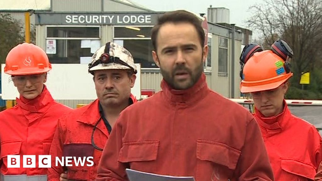 'Tragic day' for Cardiff's Celsa UK steel plant - BBC News