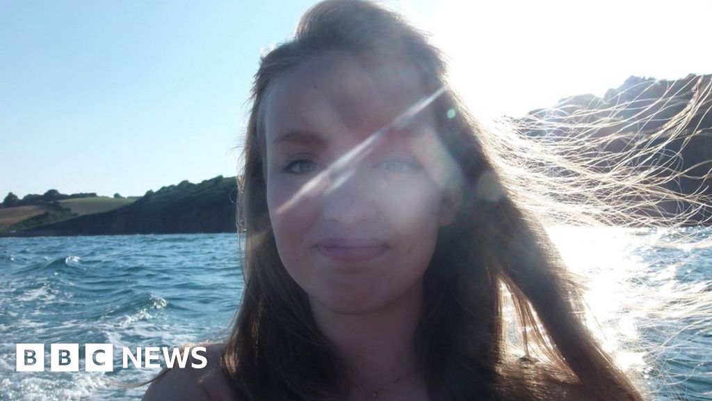Izzy Dix: How the story of her death affected you - BBC News