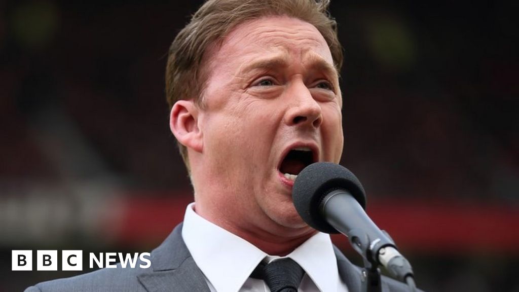 Russell Watson: Star's nerves over God Save The King rendition - BBC News