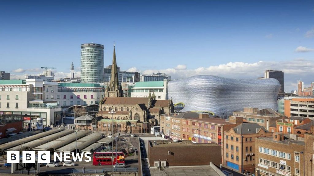 Birmingham launches £4m fund to improve air quality - BBC News