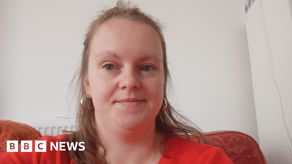 Autistic people four times more likely to be lonely, says study