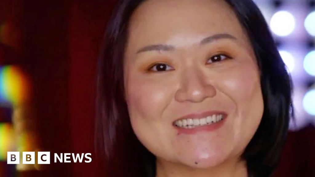 He Huang: How a comedian divided Chinese social media - BBC News