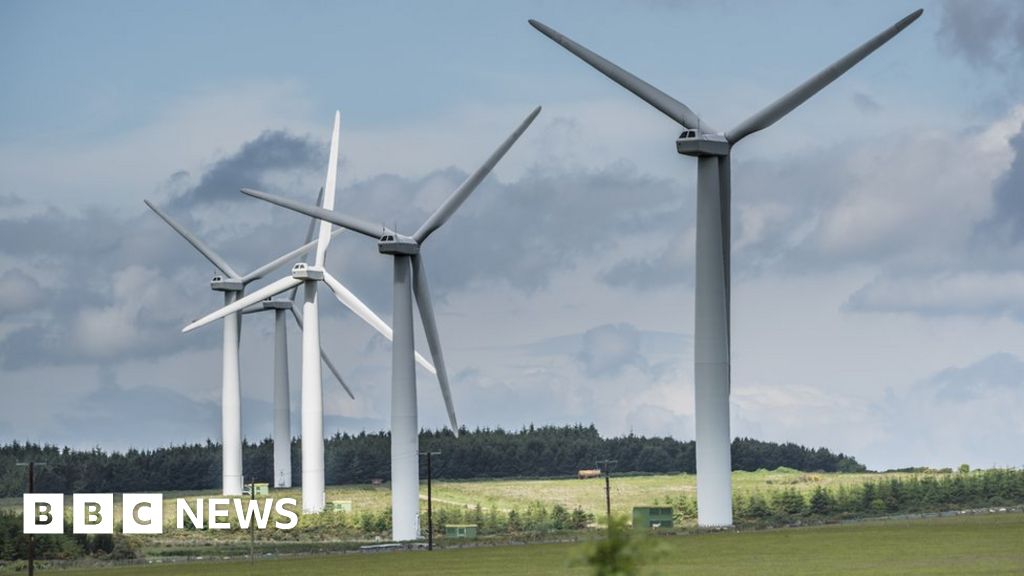 New 80-turbine wind farm proposed in Scottish Borders - BBC News