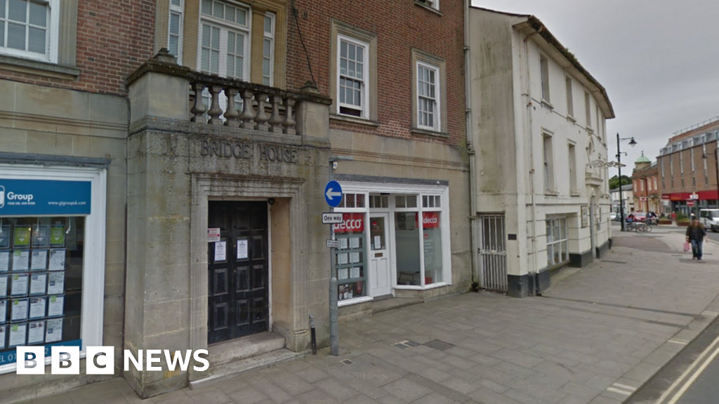 Andover murder suspect took own life over partner's death - BBC News