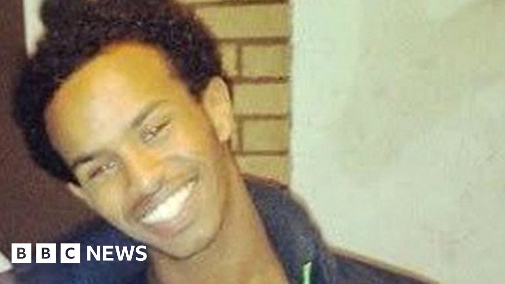 Mohamud Hassan and Mouayed Bashir's families seek answers - BBC News