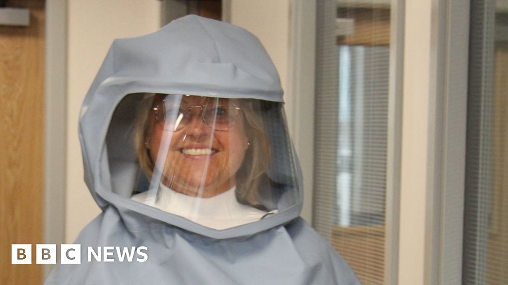 Covid: Barrow BAE and Lancastle create protective hoods - BBC News