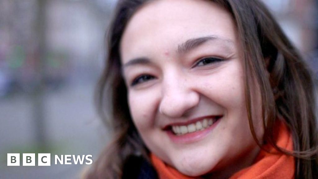 Inside Frances Young Far Right Bbc News