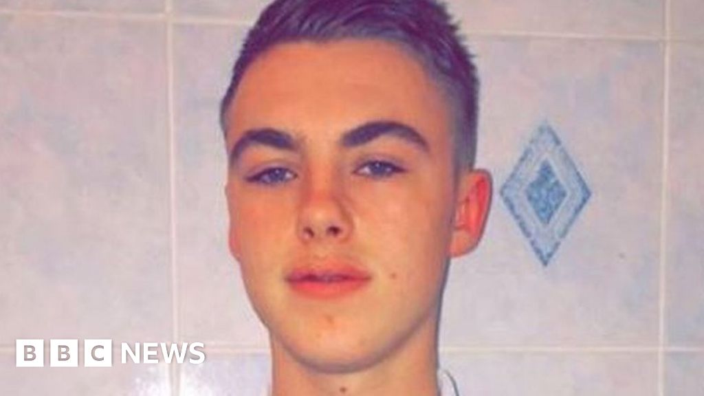 Missing Taylor Harvey found after birthday night out in Swansea - BBC News